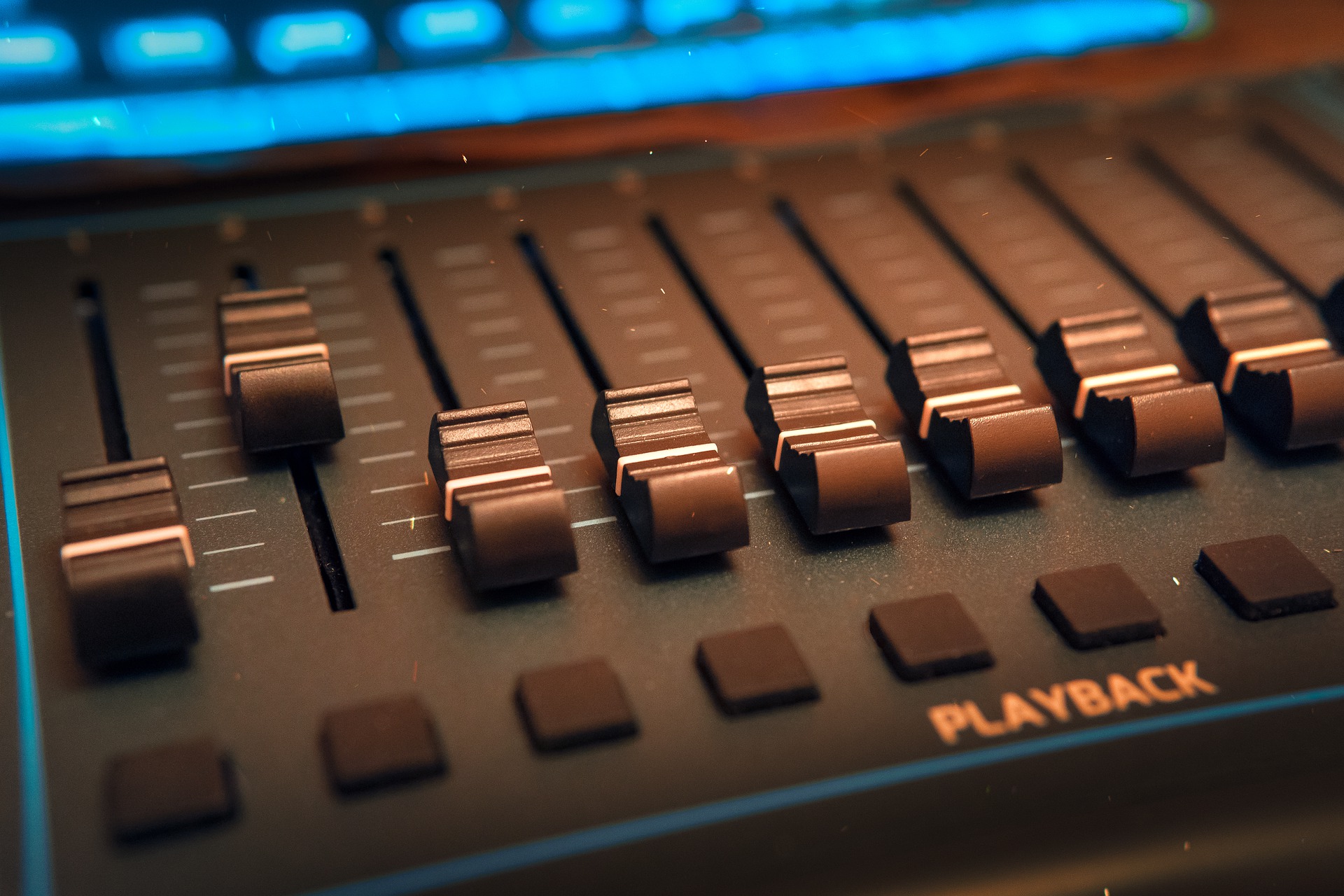 Background Music Systems – Advanced Sound & Lighting